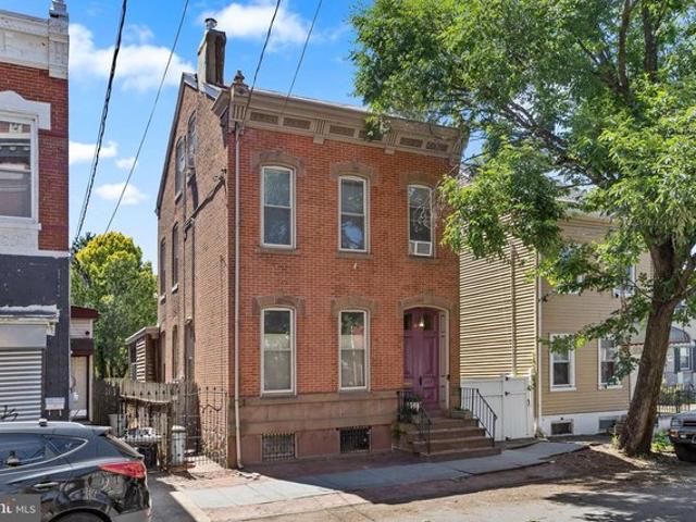 649 Centre St, Trenton, NJ 08611