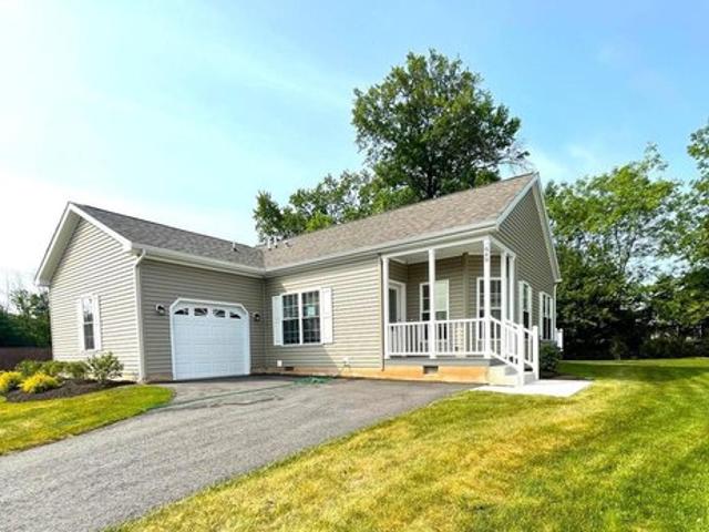 649 Blue Bell Springs Dr, Blue Bell, PA 19422