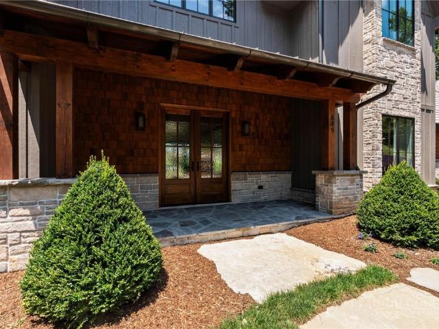 649 Firethorn Trail