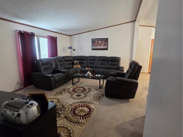 649 Kingfisher Court