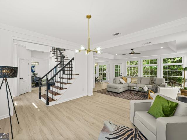649 Mountain Hbr