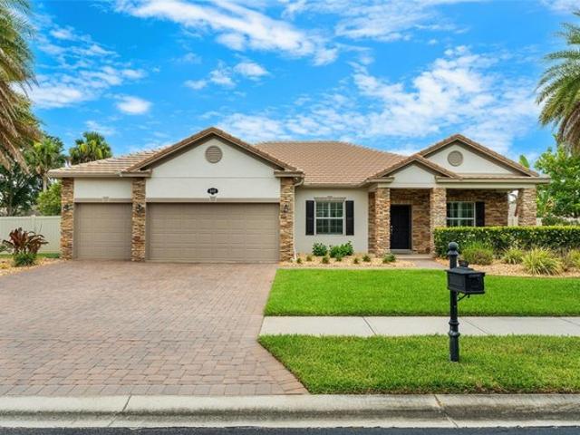 649 Mandalay Grove Ct, Merritt Island, FL 32953