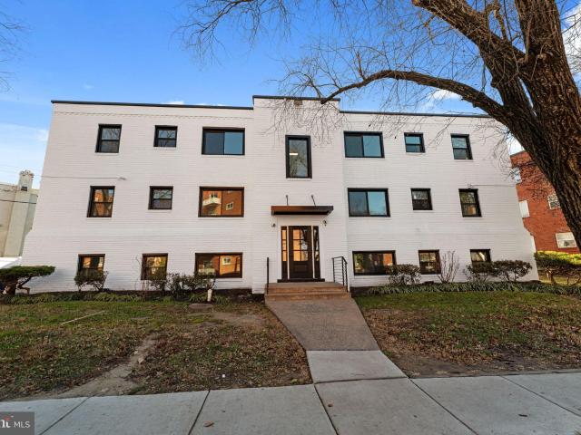 649 Notabene Dr, Unit 6, Alexandria, VA 22305 | MLS #VAAX2052 | Compass