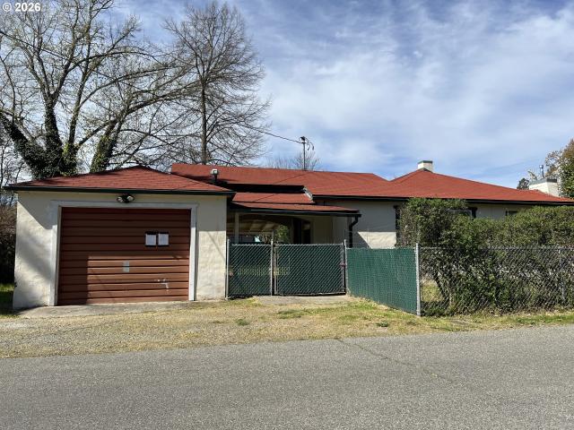 649 sunset way