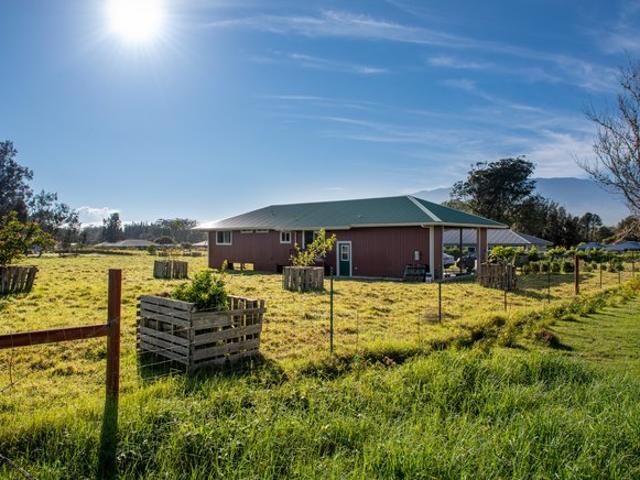 64 5240 White Rd, Kamuela, HI 96743