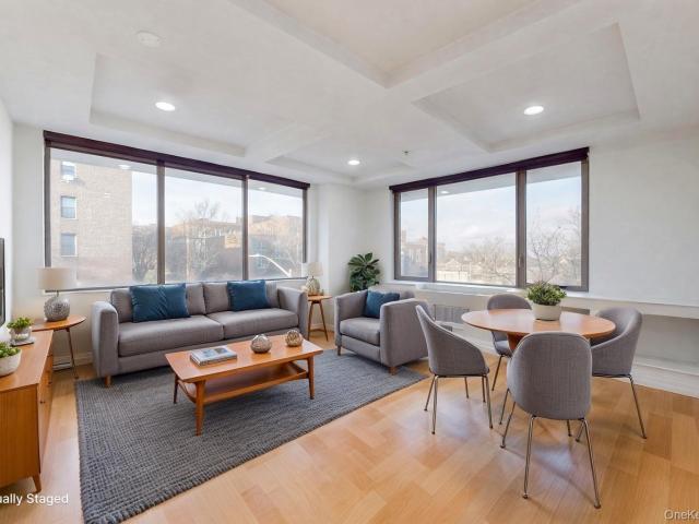 64 05 Yellowstone Boulevard, Unit 409 | Compass