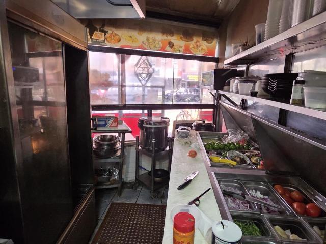 64 06 Roosevelt Avenue