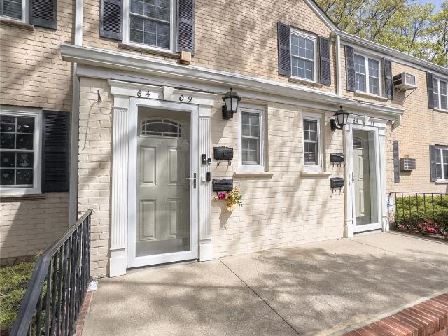 64 09 Springfield Boulevard Unit A