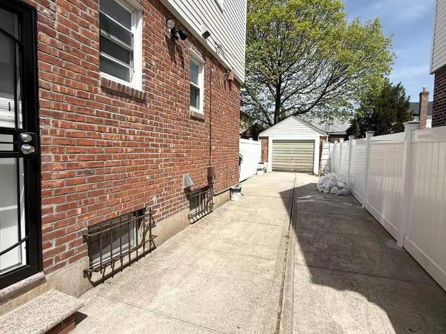 64 23 st Street