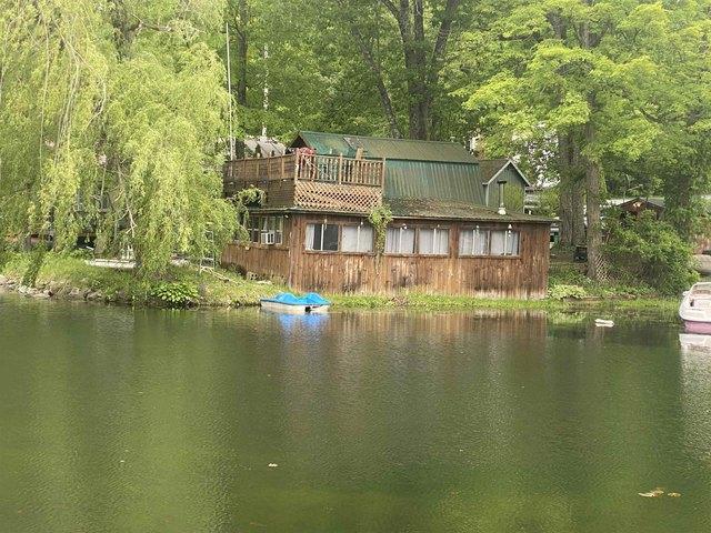 64 Tyminski Ln, Hubbardton, VT 05735