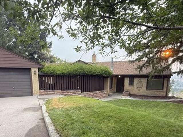 64 Valleyview Dr, Pocatello, ID 83204