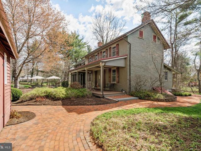 64 Valley Dr, Furlong, PA 18925 | MLS #PABU2118 | Compass