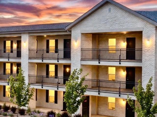 64 W 600 S Unit 105, Springville, UT 84663