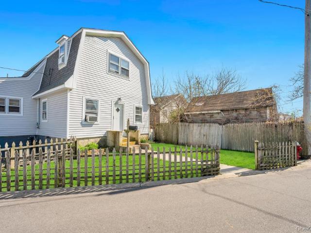 64 West Avenue