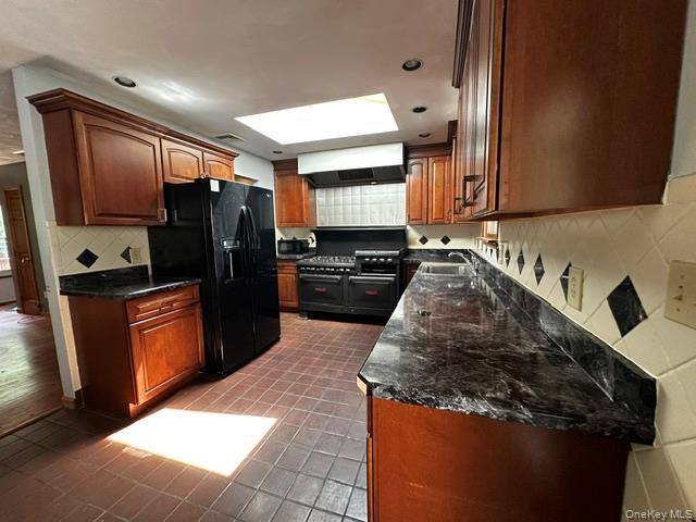 64 Yankee Lake Road