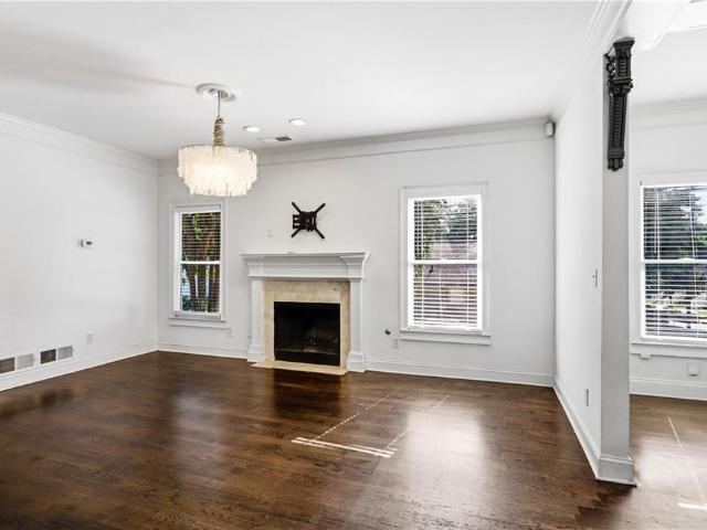 64 Bass Street SE