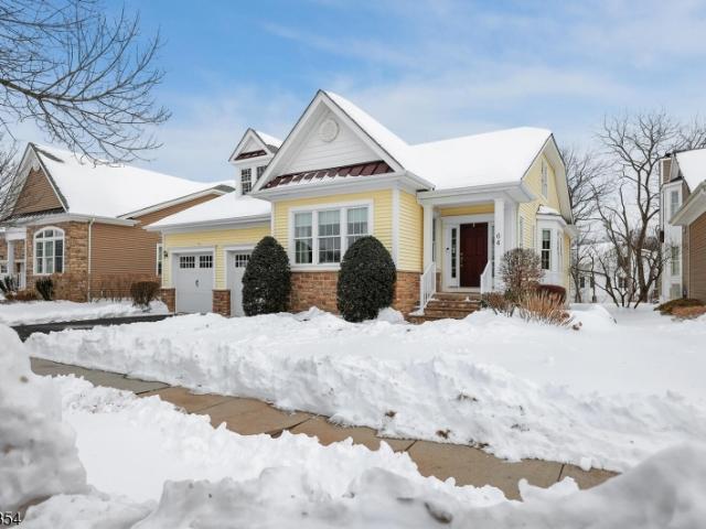 64 Bedford Dr