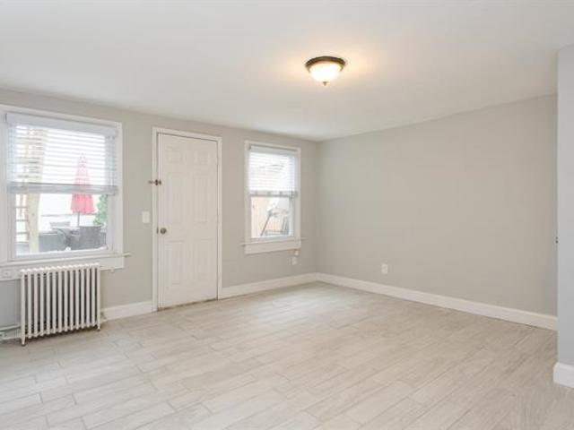 64 Bowers St # 1