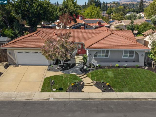 64 Calistoga Ct