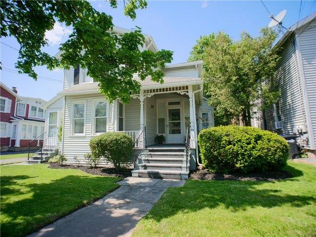 64 Chapin St, Canandaigua, NY 14424