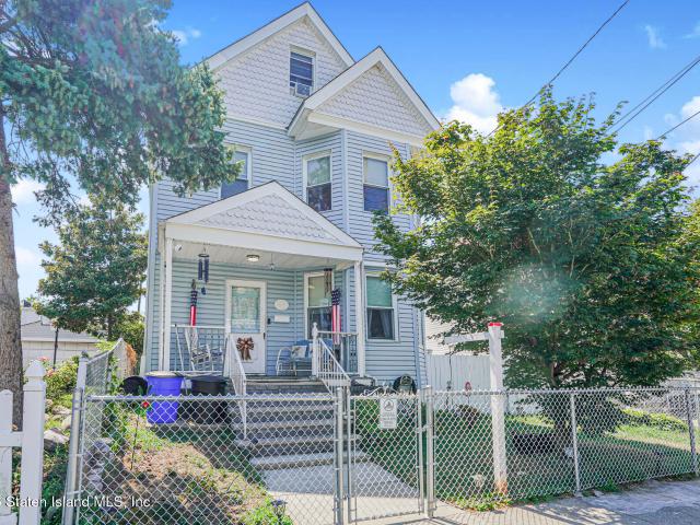 64 Chestnut Avenue | Compass
