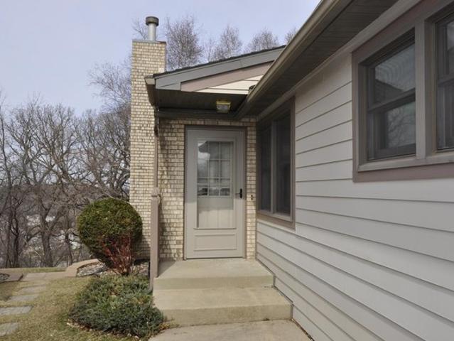 64 Conner Cir SW, Rochester, MN 55902
