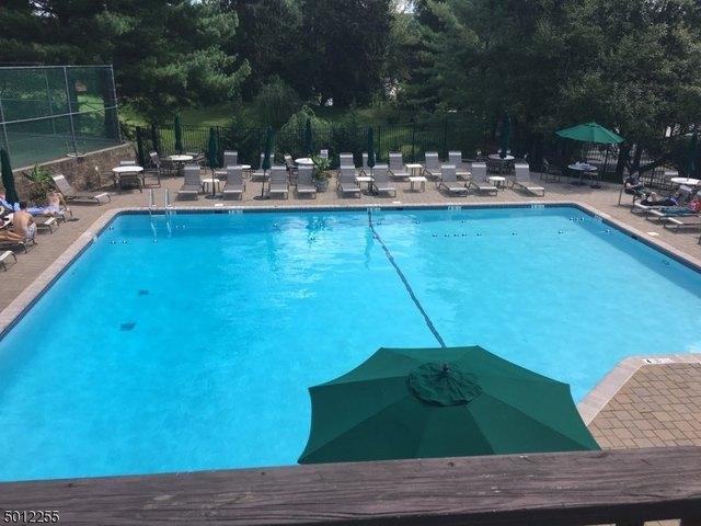 64 Cummings Cir, West Orange, NJ 07052