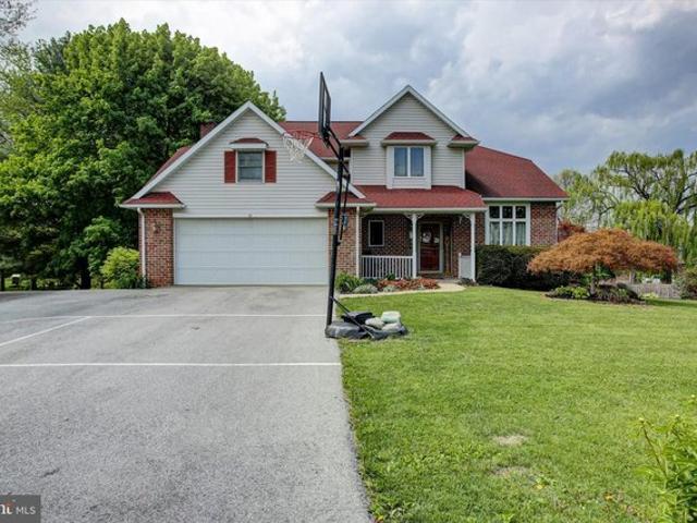 64 Diller Dr, Shippensburg, PA 17257