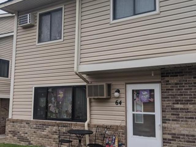64 E 13th St, Waconia, MN 55387