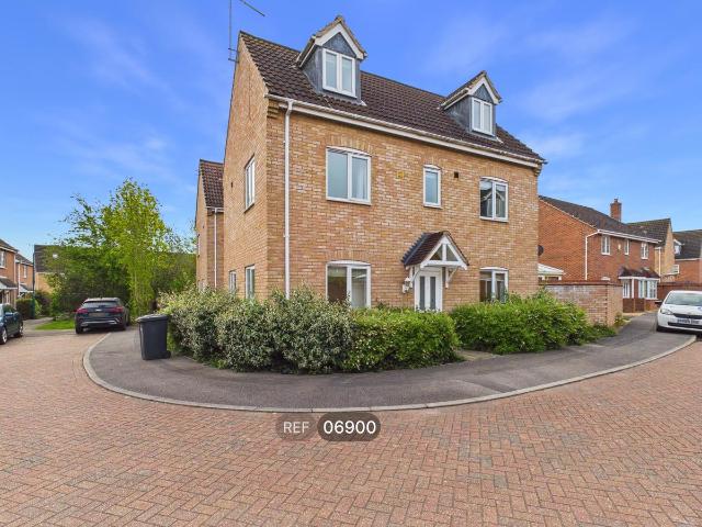 64, East Of England Way, Peterborough PE2, 4 bed detached house to rent, £1,550 pcm | PrimeLocation