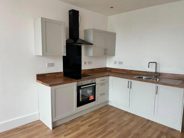 64 Eastbrook Hall, Leeds Road, Bradford BD1, 2 bed flat to rent, £900 pcm | PrimeLocation