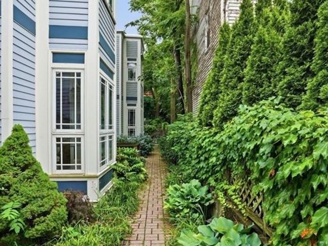 64 Elm St Unit 0, Cambridge, US, MA