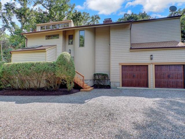 64 Fort Salonga Rd, Northport, NY 11768