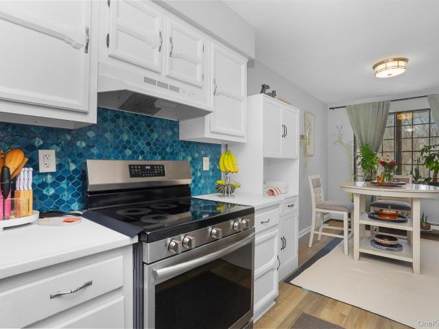 64 Foxwood Drive 8