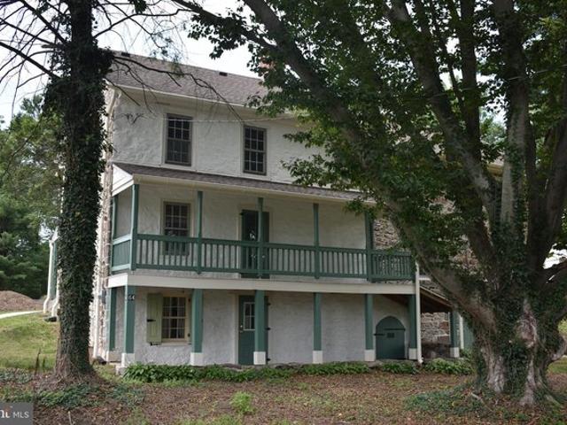 64 Fleetwood Rd, Fleetwood, PA 19522