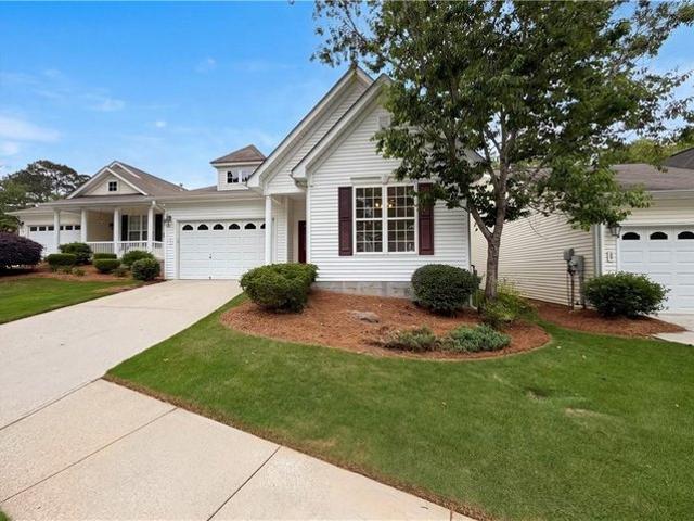 64 Garden Grv, Newnan, GA 30265