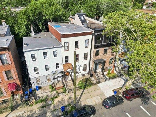 64 Gardner Ave, Jersey City, NJ 07304