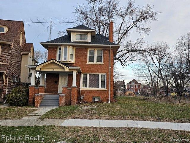 64 Glendale St, Detroit, MI 48203