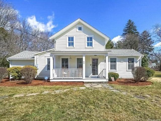 64 Grumman Ave, Norwalk, CT 06851