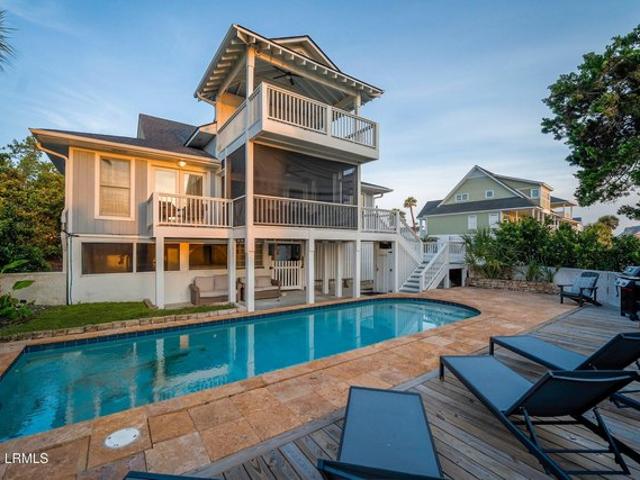 64 Harbor Dr N, Saint Helena Island, SC 29920