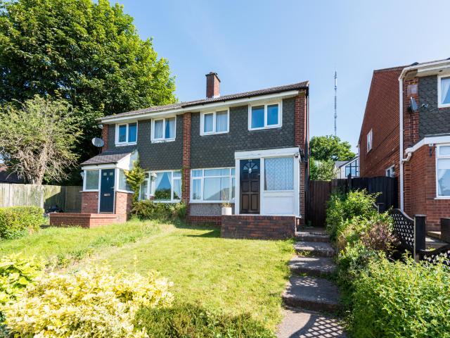 64 Hathaway Road, Sutton Coldfield, B75 5HZ Century 21 United Kingdom