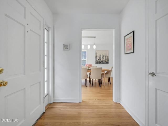 64 Hillside Rd, Greenwich, CT 06830 | MLS #124782 | Compass