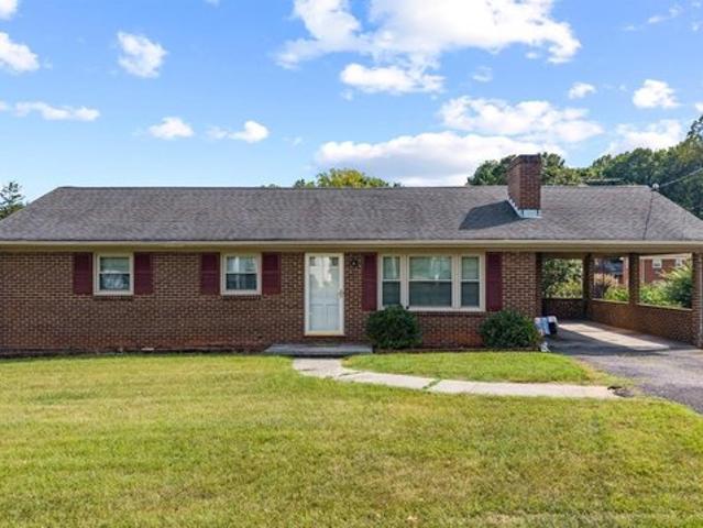 64 Irma Dr, Lynchburg, VA 24502