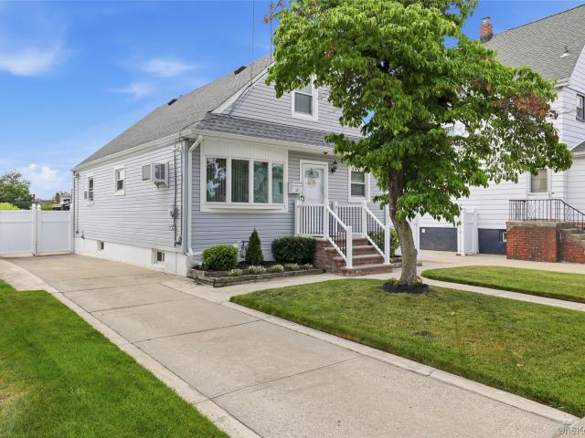 64 Lehrer Avenue