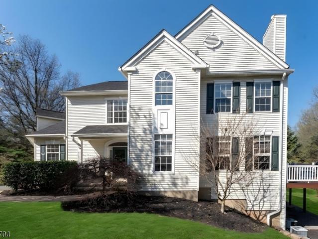 64 Liberty Ridge Rd, Bernards, NJ 07920 | MLS #4021 | Compass