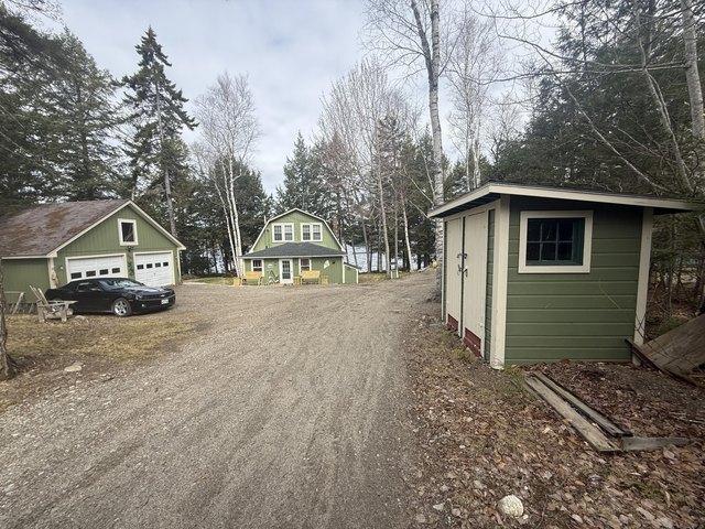 64 Ludden Ln, Lincoln, ME 04457