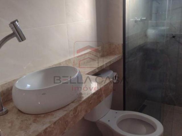 64 m2 2 dormitórios, 1 suíte, cozinha com ilha, terraço gormet envidraç, vaga coberta determinada