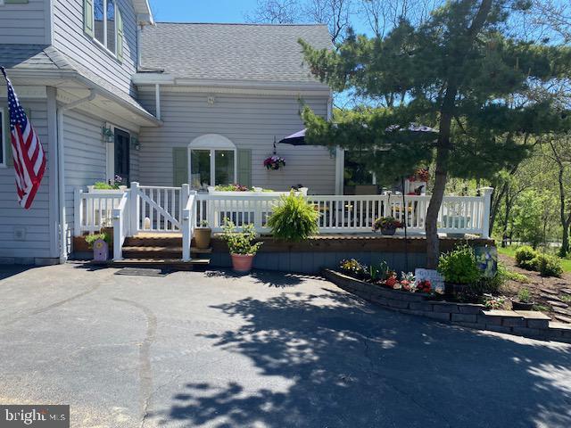 64 Metz Road