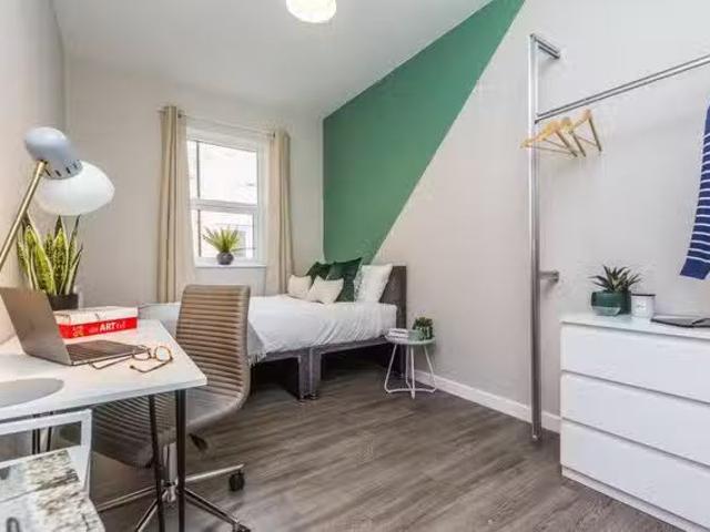 64 Monson Street 5 Bedroom House
