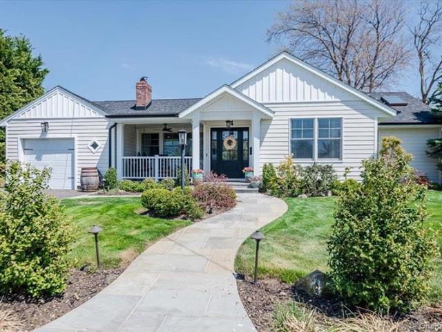 64 Nearwater Ave, Massapequa, NY 11758